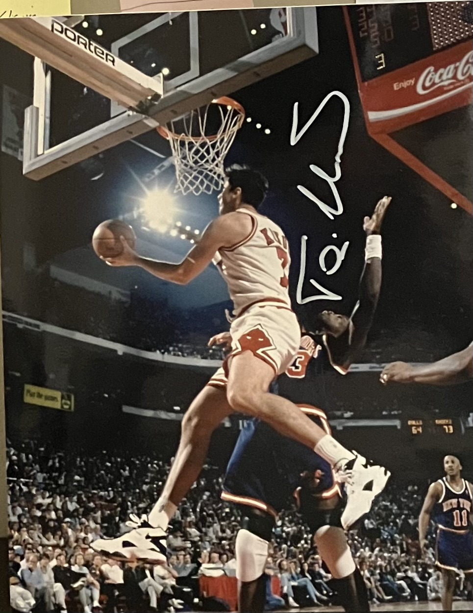 Toni Kukoc Signed 8×10 - Chicagoland Sports Appearance Connection