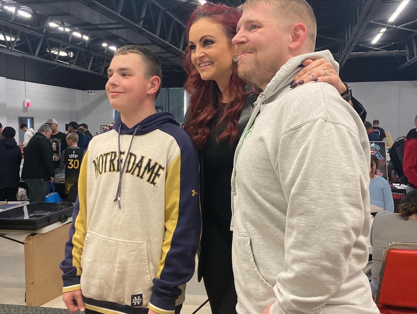 Maria Kanellis, Christy Hemme, Skye Blue in Bridgeview - Chicagoland ...